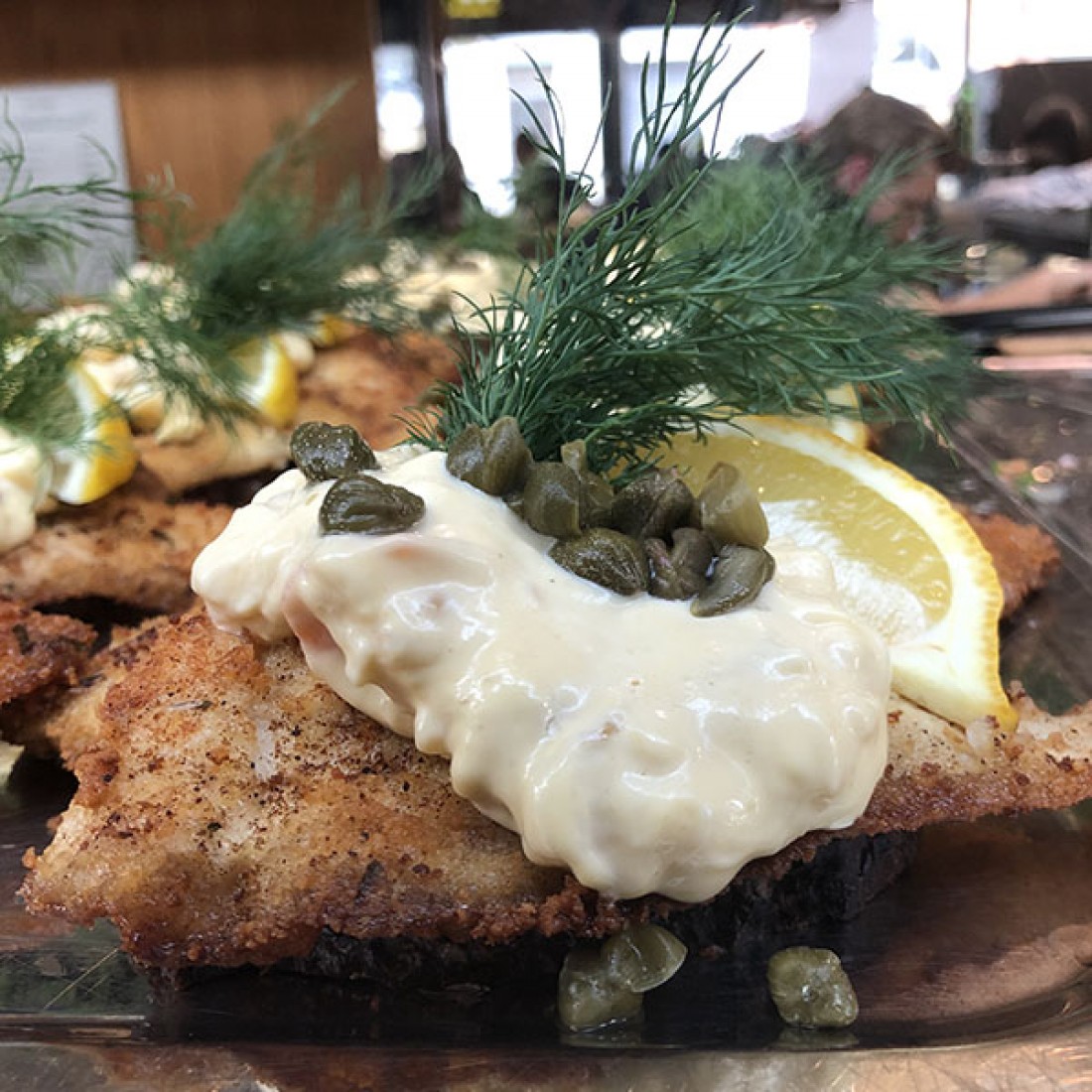 Smørrebrød med fiskefilet